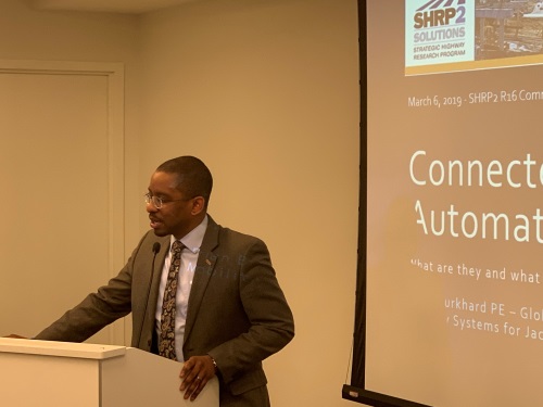 AASHTO Journal - SHRP2 Meeting Examines Interaction Between CAVs and ...