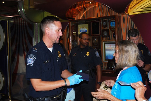 AASHTO Journal - Hawaii DOT Helps Get 2,000 Cruise Line Passengers Home