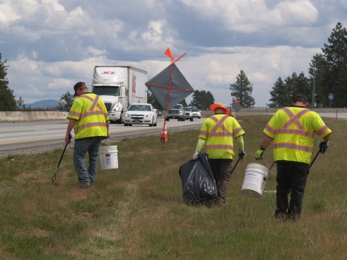 AASHTO Journal - Idaho Deploys New Machine to Clear Roadway Trash