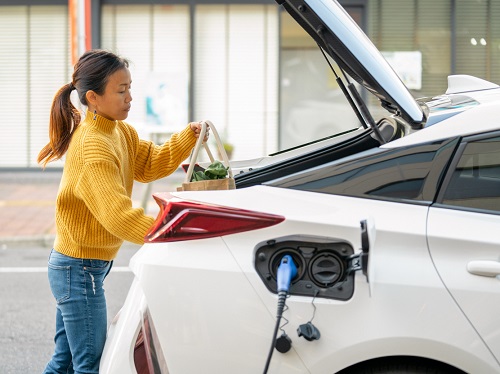 AASHTO Journal - FHWA Activates Charging and Fueling Infrastructure Program